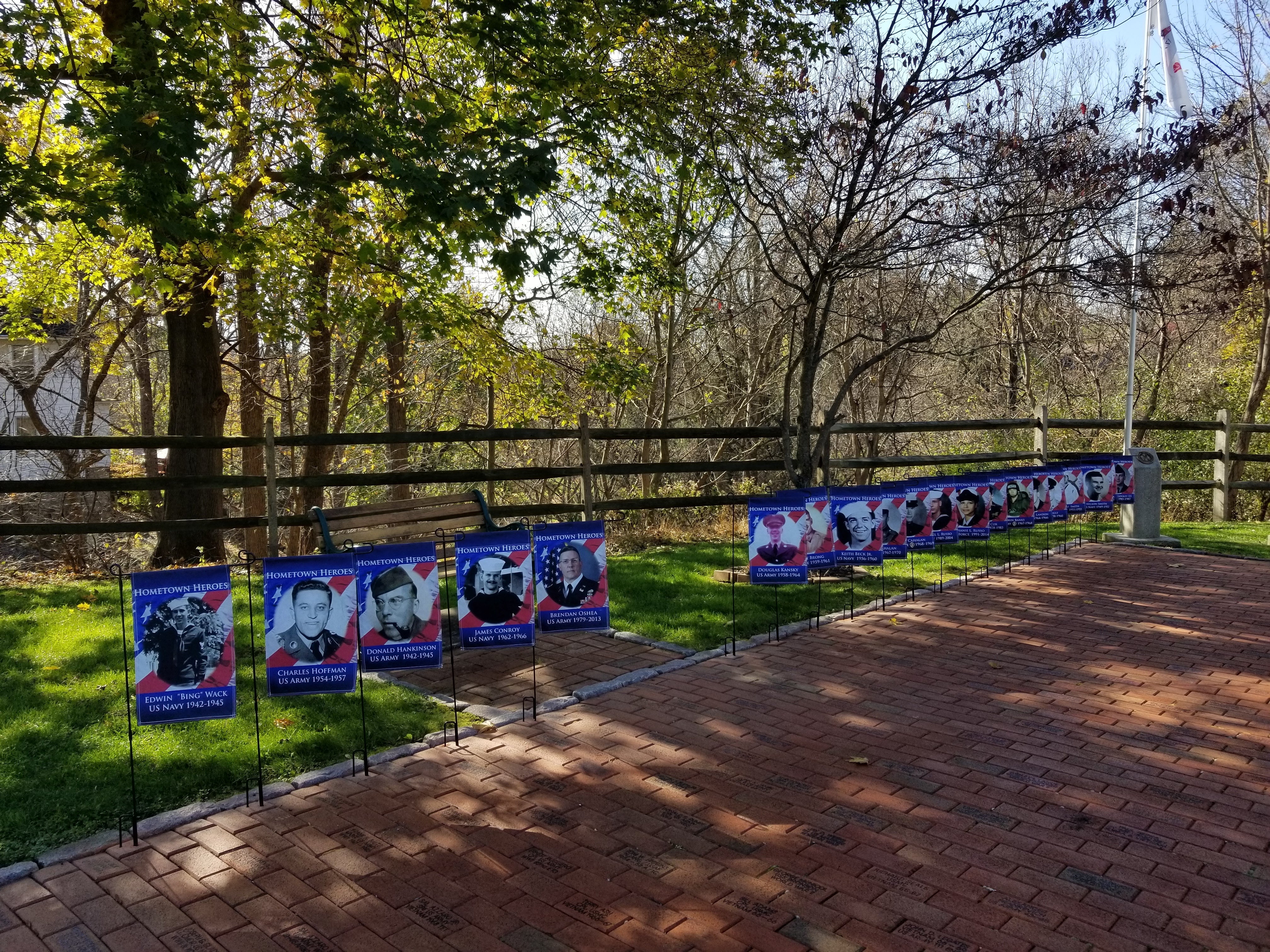 Custom Garden Flags & Seasonal Designs | Holiday Flags | Display Sales