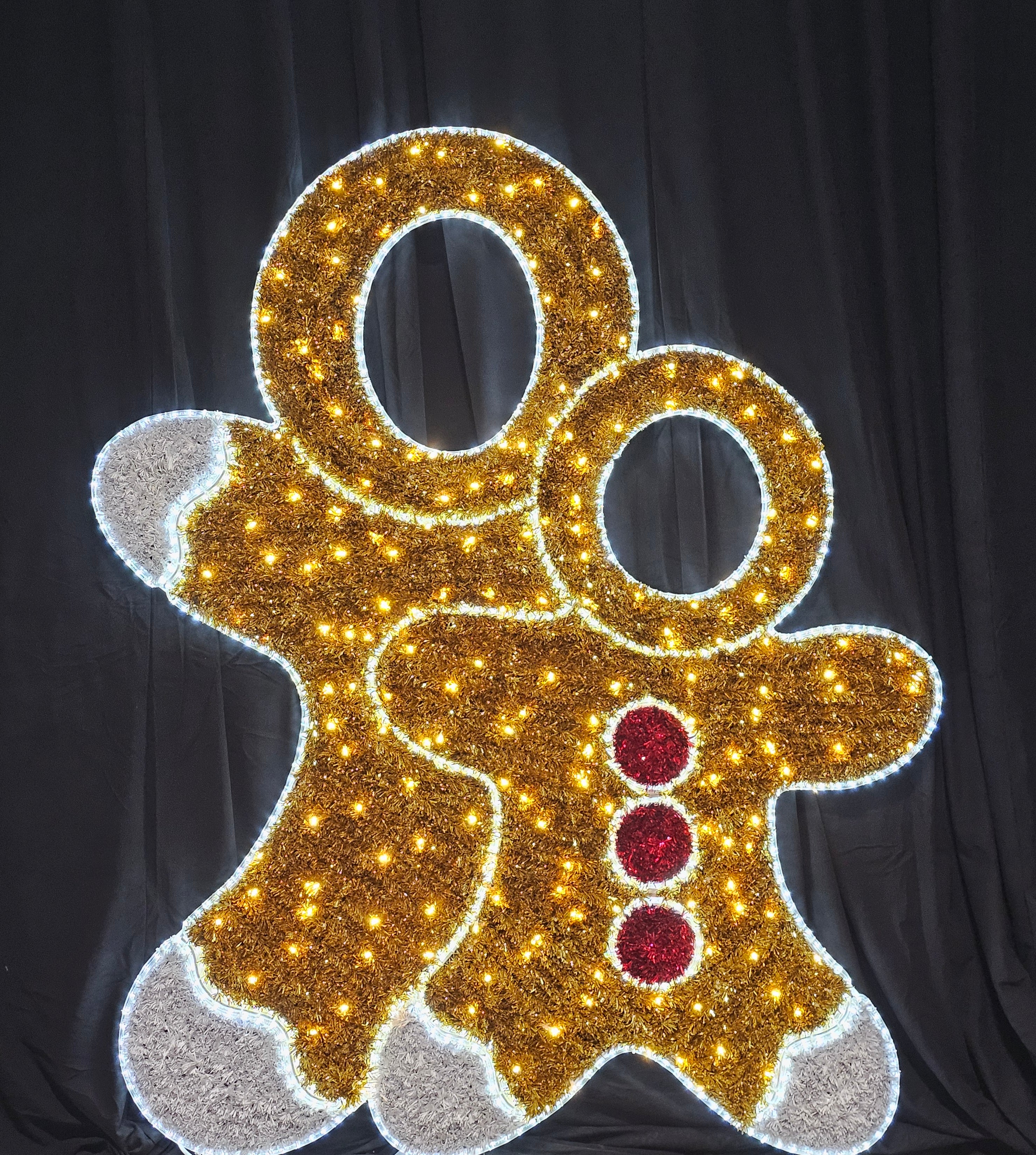 Gingerbread Double Look Through Photo Op - Display Sales