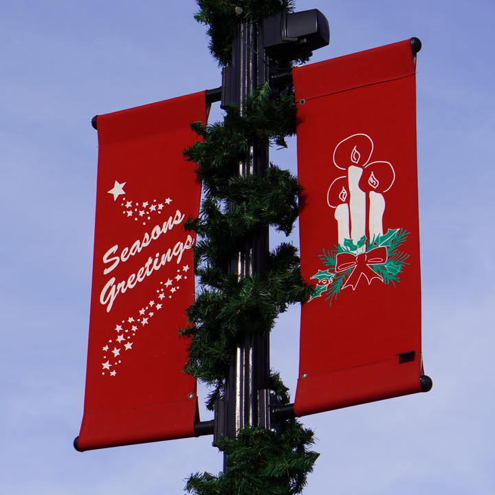 Holiday Pole Mounts | Display Sales
